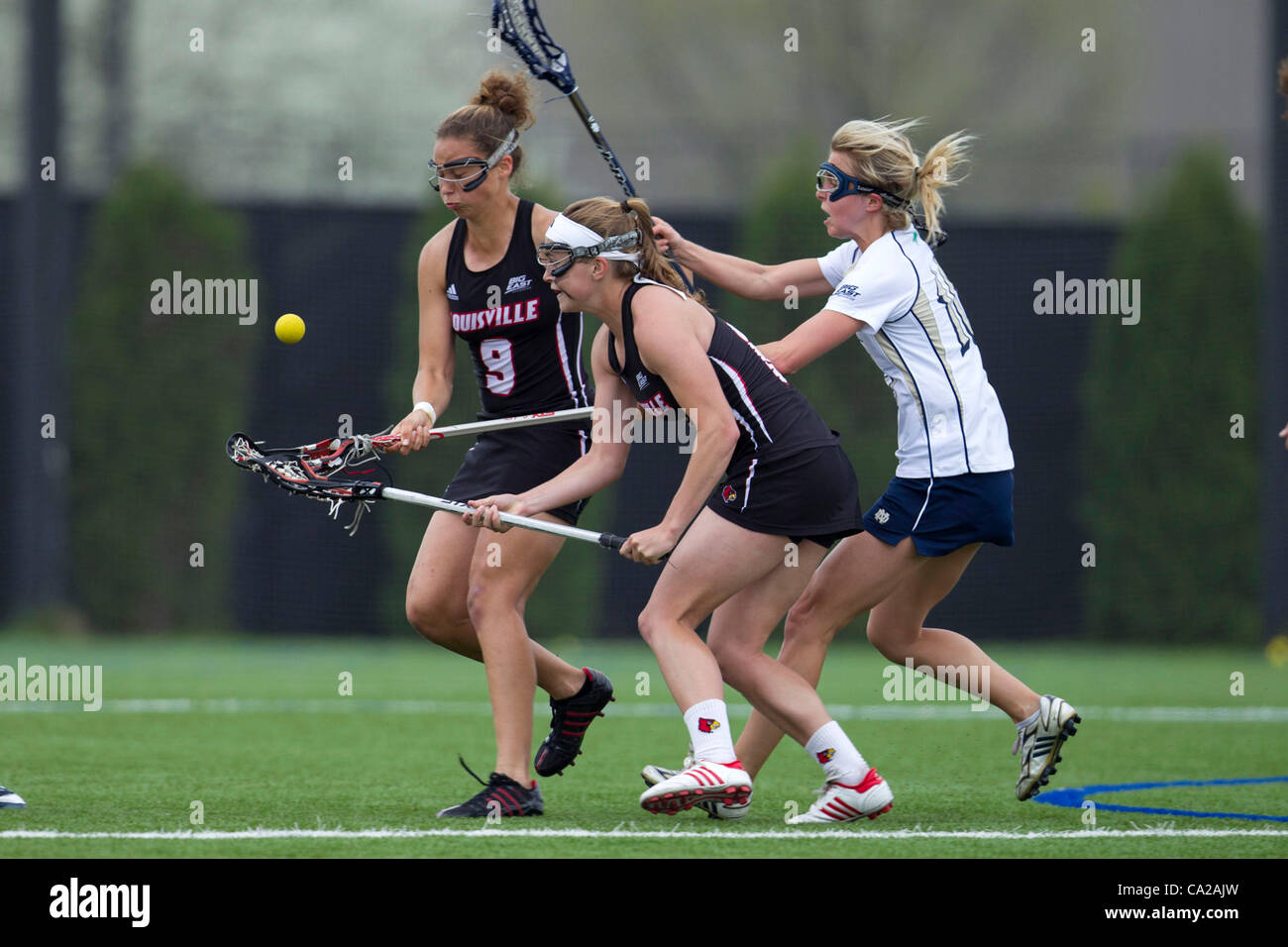 Notre dame midfielder kate newall hi-res stock photography and images ...