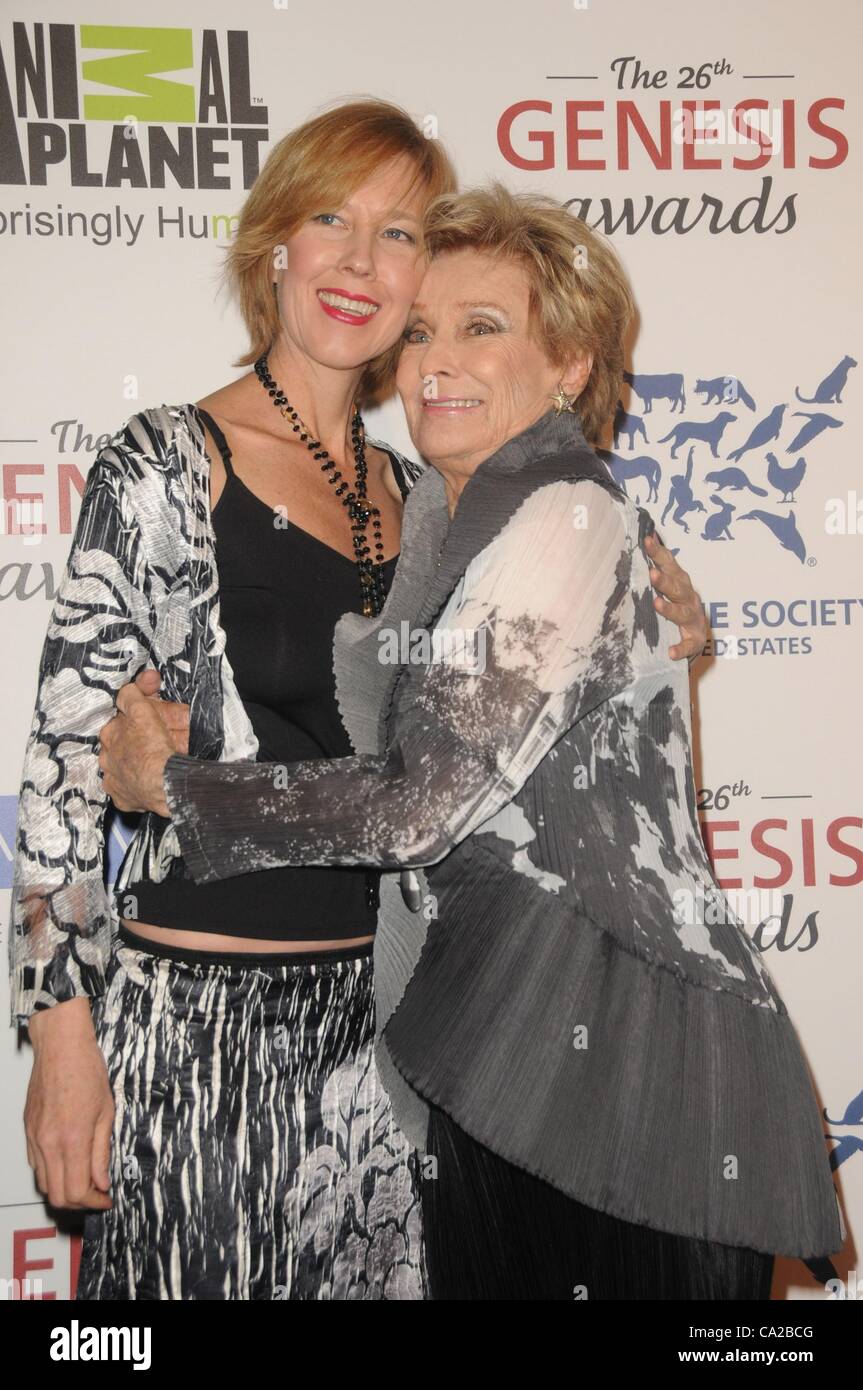 Cloris leachman daughter hi-res stock photography and images - Alamy