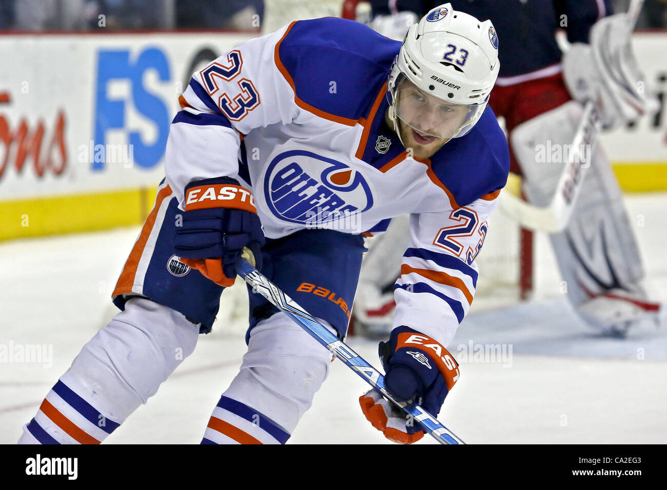 March 25, 2012 - Columbus, Ohio, U.S - Edmonton Oilers left wing Linus ...
