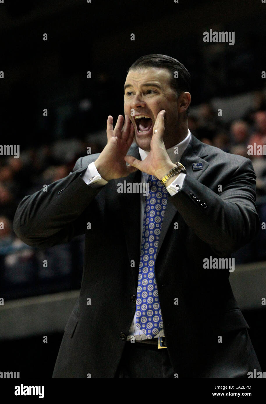 March 25, 2012 - Kingston, R.I, US - Kentucky head coach Matthew ...
