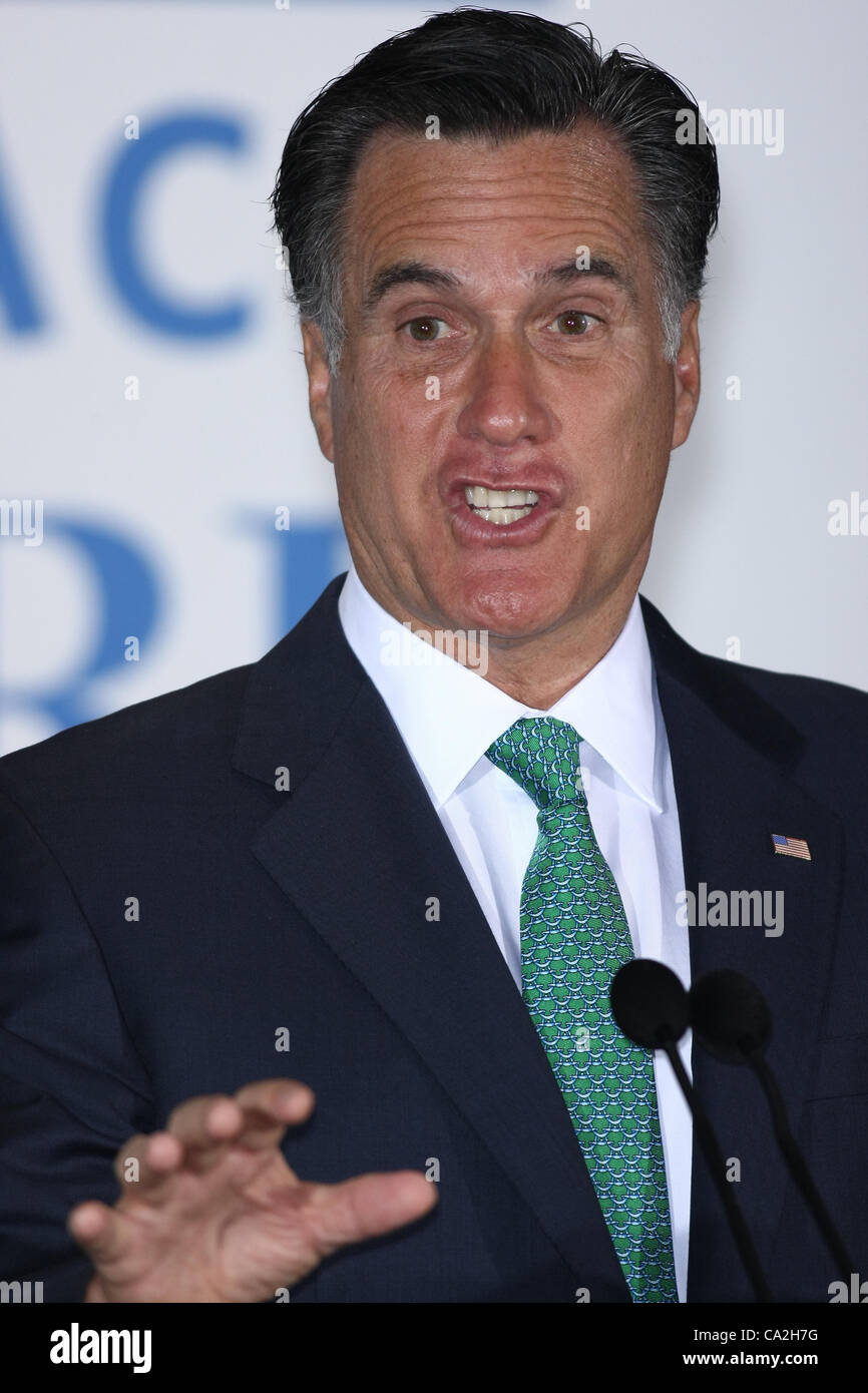 MITT ROMNEY MITT ROMNEY CAMPAIGN EVENT SAN DEIGO CALIFORNIA USA 26 ...