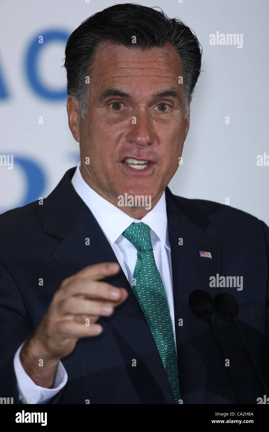 MITT ROMNEY MITT ROMNEY CAMPAIGN EVENT SAN DEIGO CALIFORNIA USA 26 ...