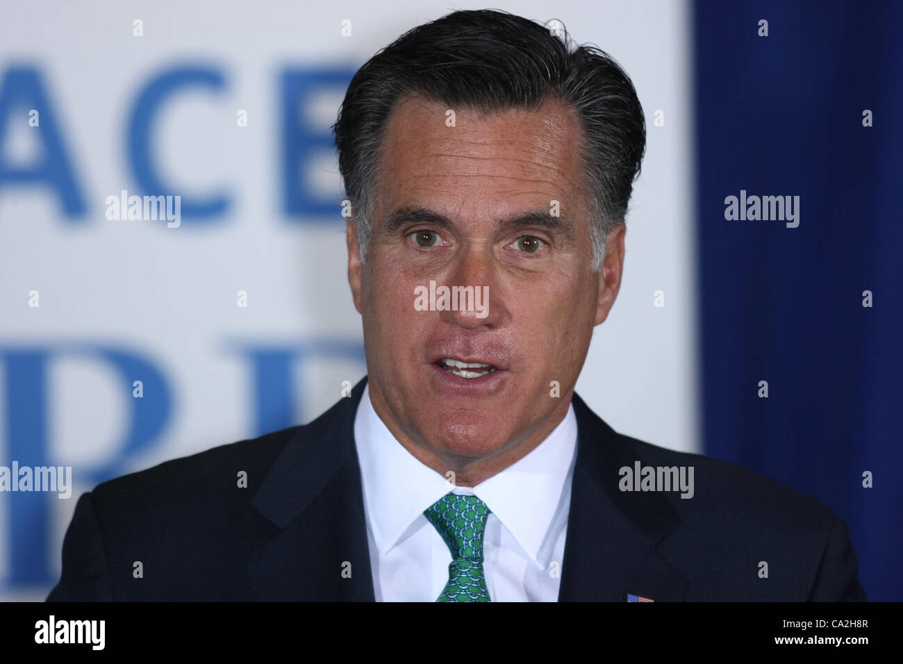 MITT ROMNEY MITT ROMNEY CAMPAIGN EVENT SAN DEIGO CALIFORNIA USA 26 ...
