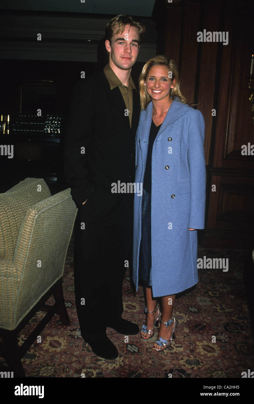 Jan. 5, 1999 - Hollywood, California, U.S. - K14454LR.JAMES VAN DER ...