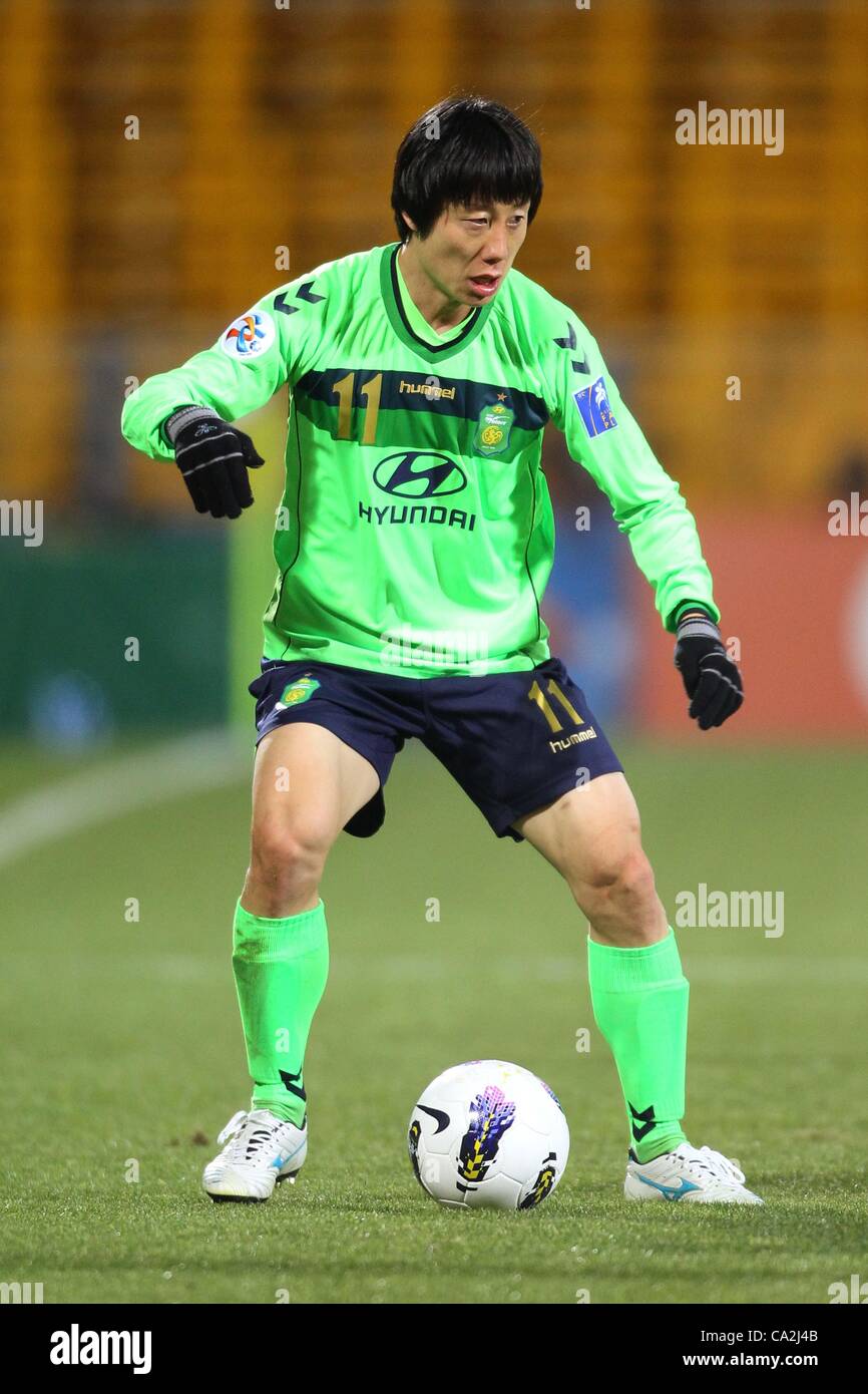 Lee Sung Hyun (Hyundai), March 21, 2012 - Football / Soccer : AFC ...