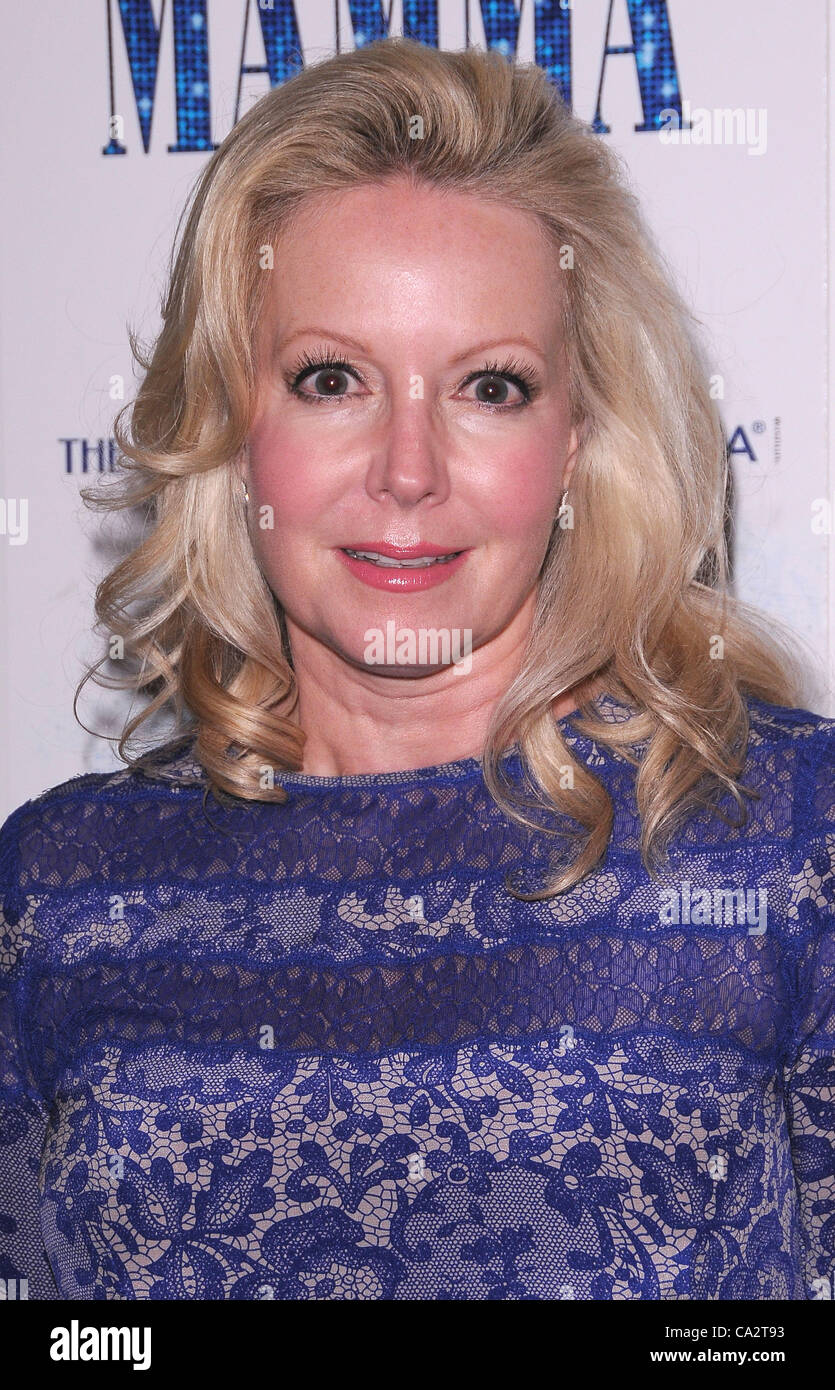 Kym karath hi-res stock photography and images - Alamy