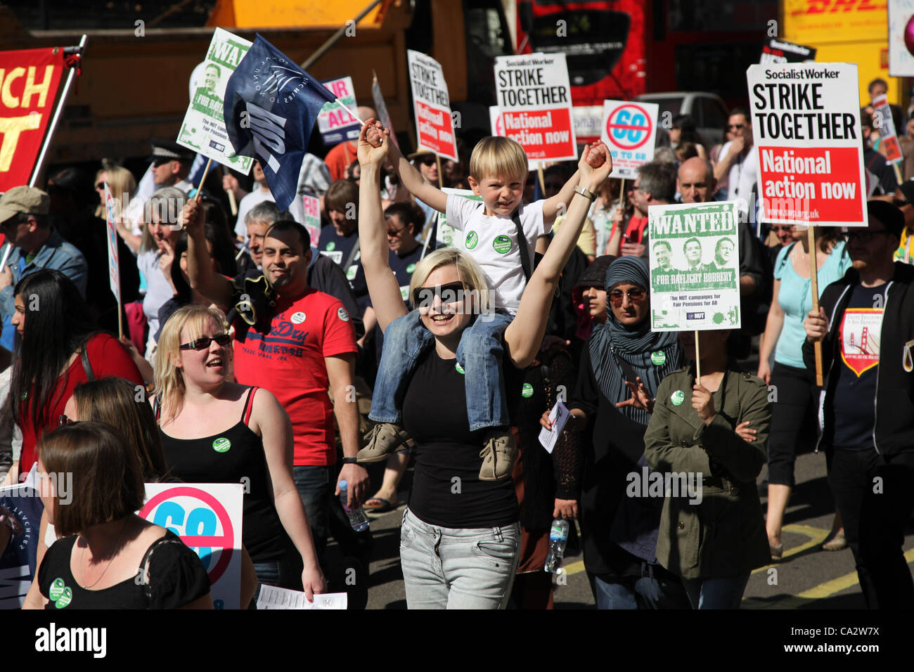 Strike a pose hi-res stock photography and images - Alamy