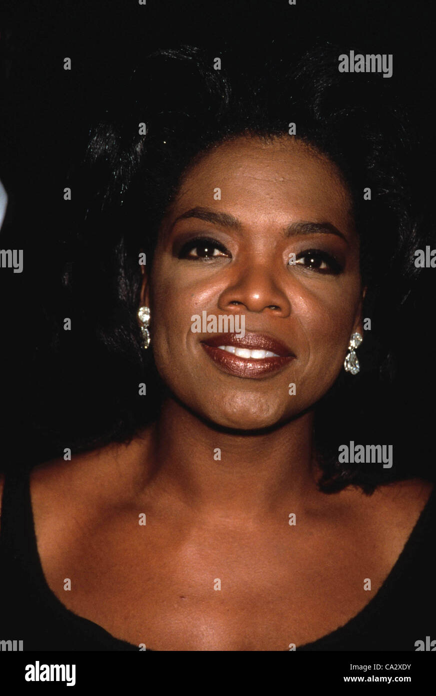 Jan. 1, 1998 - New York, New York, U.S. - K13606AR.OPRAH WINFREY ...