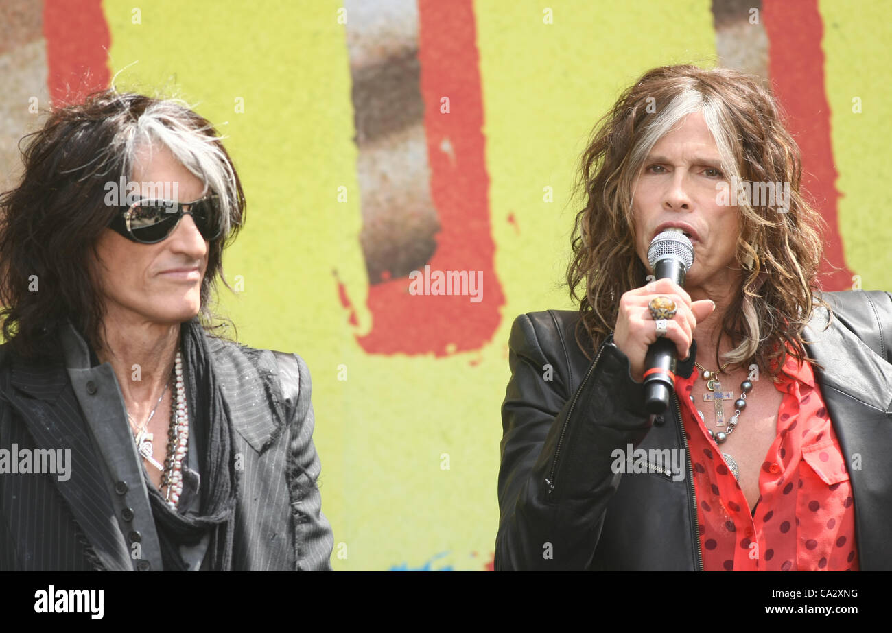JOE PERRY & STEVEN TYLER AEROSMITH ANNOUNCES THE GLOBAL WARMING NORTH ...