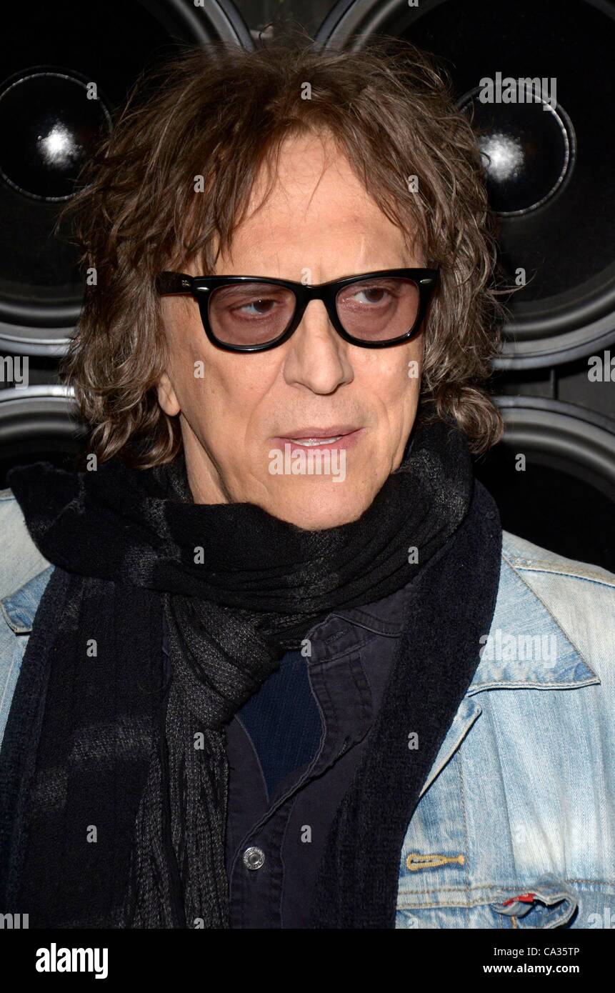 Commando rock mick hi-res stock photography and images - Alamy