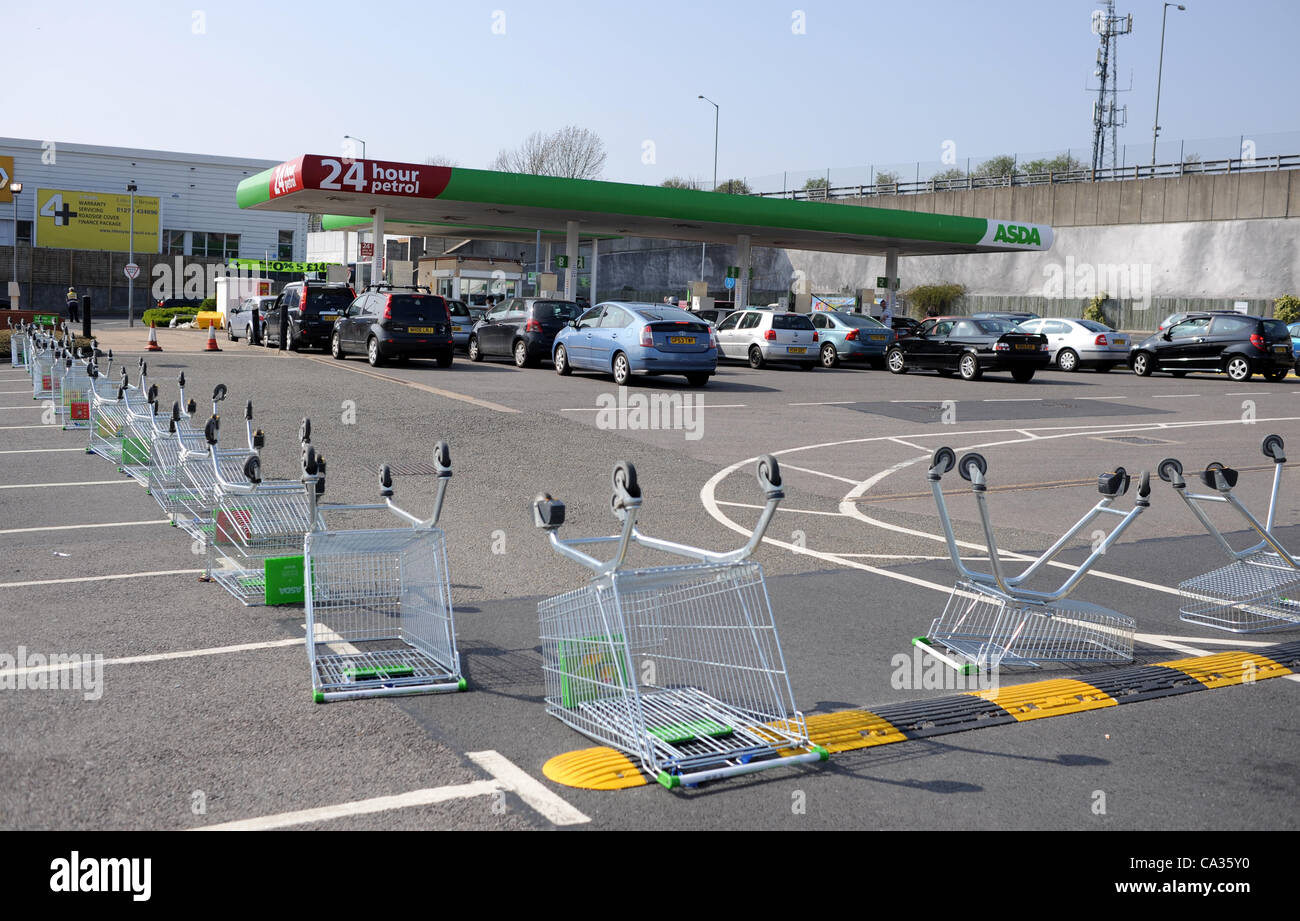 Asda petrol tanker hi-res stock photography and images - Alamy