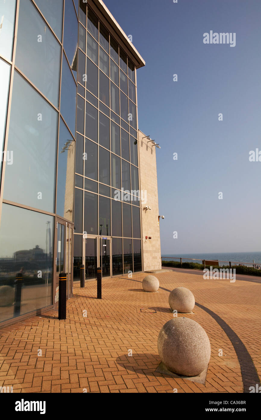 Bournemouth seafront hi-res stock photography and images - Alamy