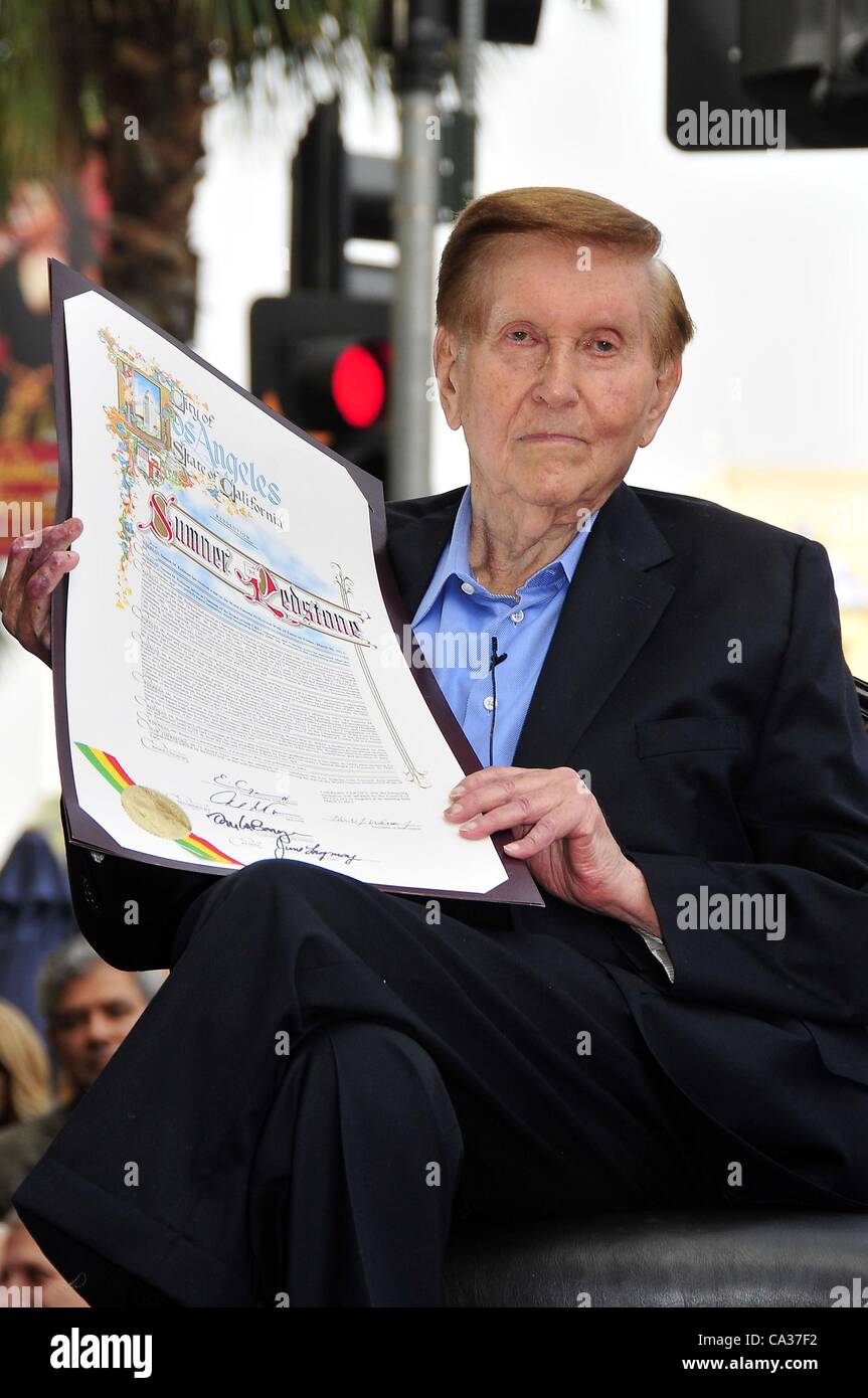 Sumner Redstone at the induction ceremony for Star on the Hollywood ...