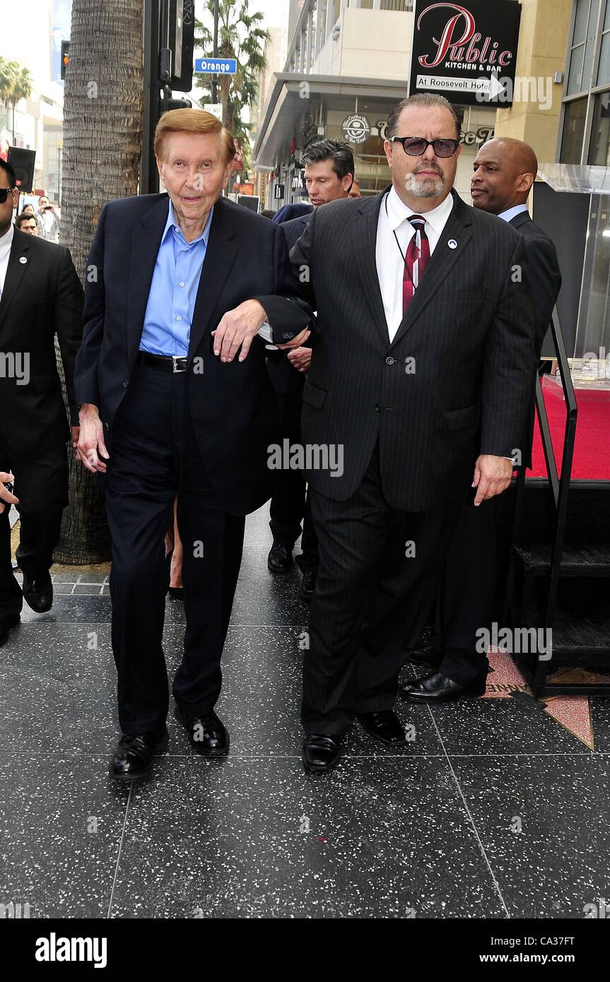 Sumner Redstone at the induction ceremony for Star on the Hollywood ...