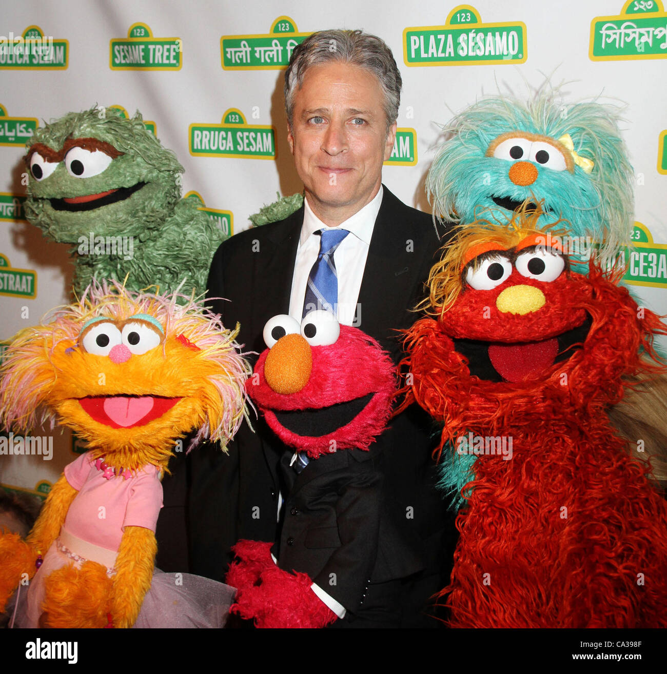 May 30, 2012 - New York, New York, U.S. - Talk show host, comedian JON ...