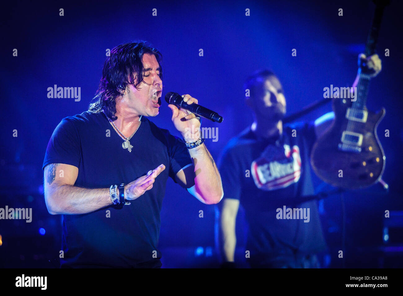 Mark tremonti creed hi-res stock photography and images - Alamy