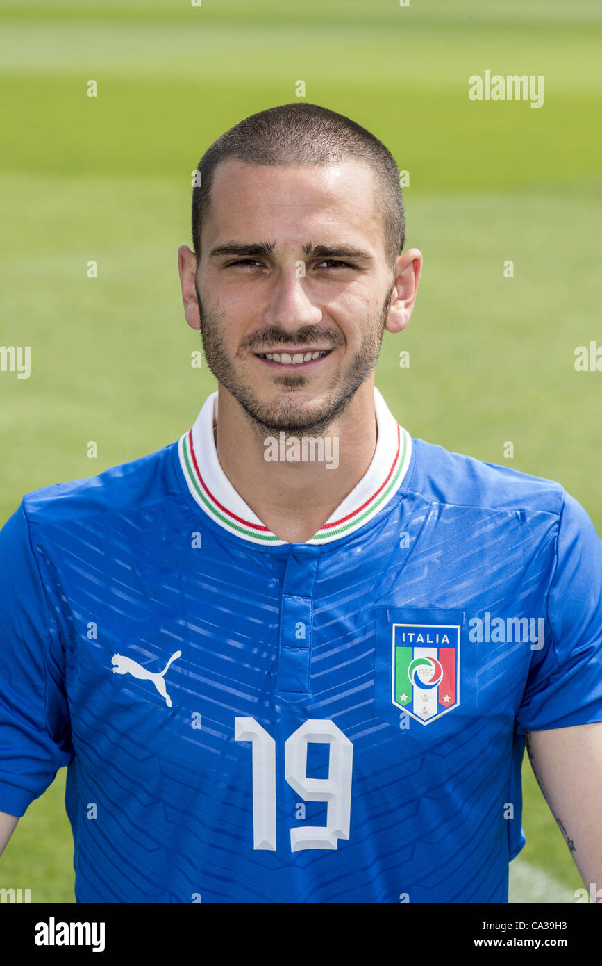 Leonardo bonucci portrait hi-res stock photography and images - Alamy