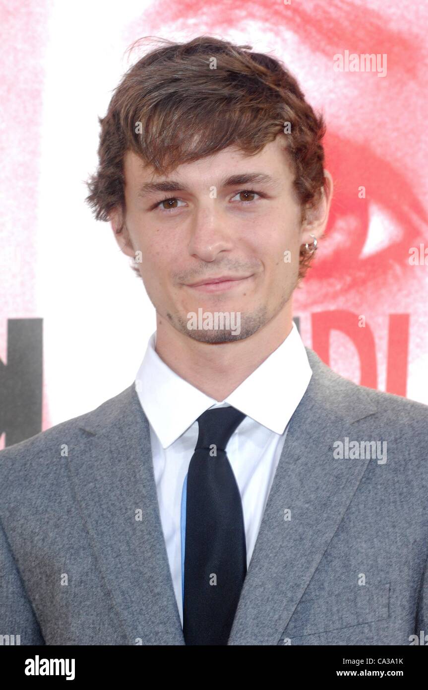 Giles Matthey at arrivals for TRUE BLOOD Season 5 Premiere, Cinerama ...