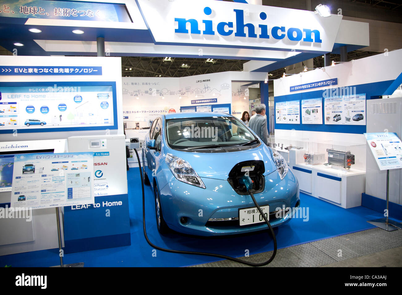 Tokyo japan electric vehicles hi-res stock photography and images - Alamy