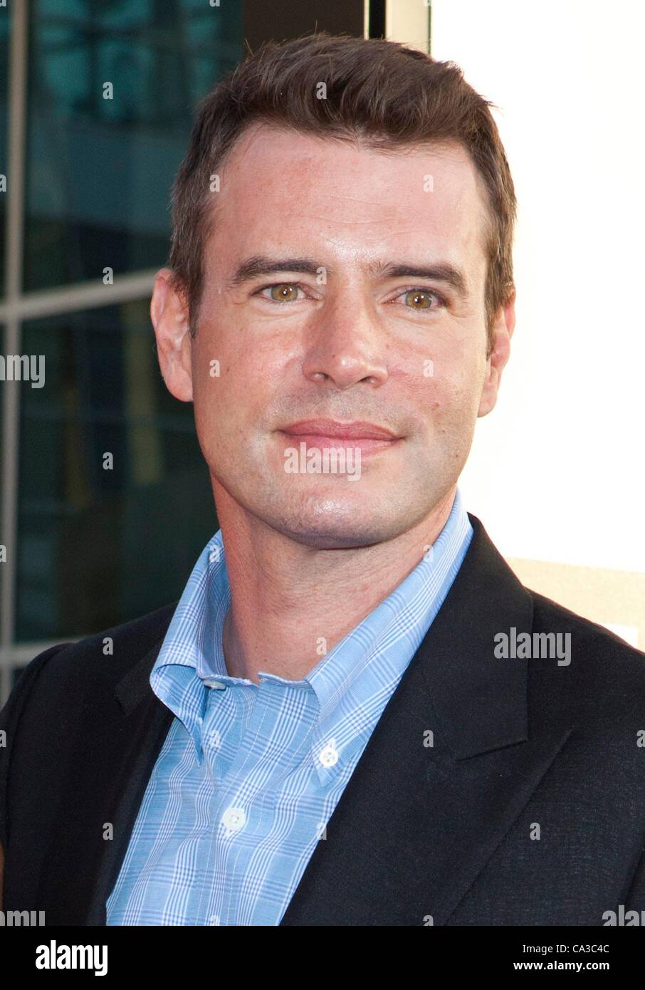 Scott Foley at arrivals for TRUE BLOOD Season 5 Premiere, Cinerama Dome ...