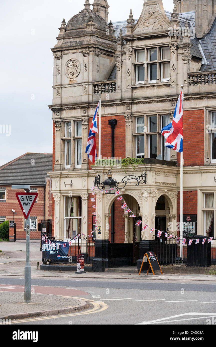 The Abington Hotel Flying the Union Jack to celebrate the Queen's ...