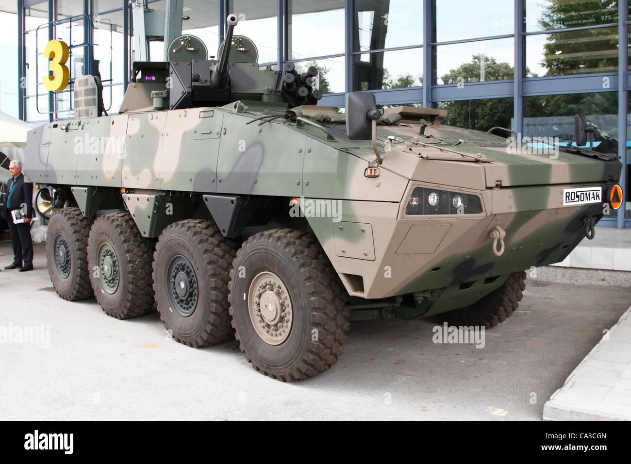 An armored personnel carrier hi-res stock photography and images - Alamy