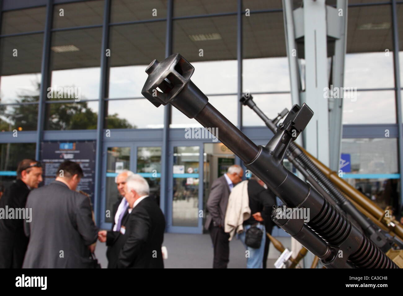 Heavy machine gun hi-res stock photography and images - Alamy