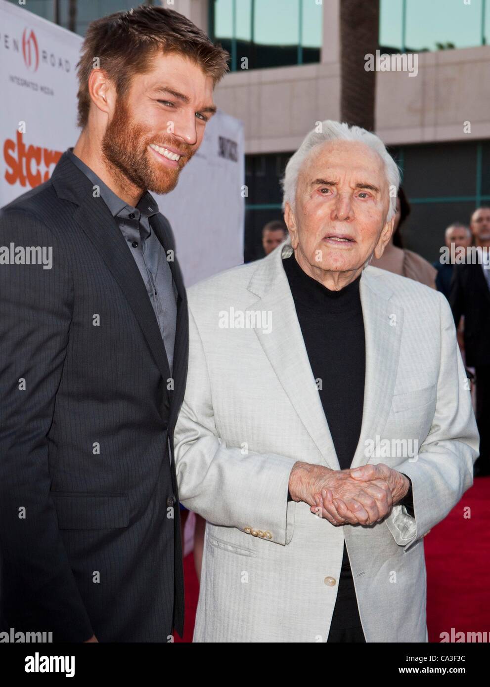 Kirk Douglas, Liam McIntyre in attendance for ATAS Panel Discussion on ...