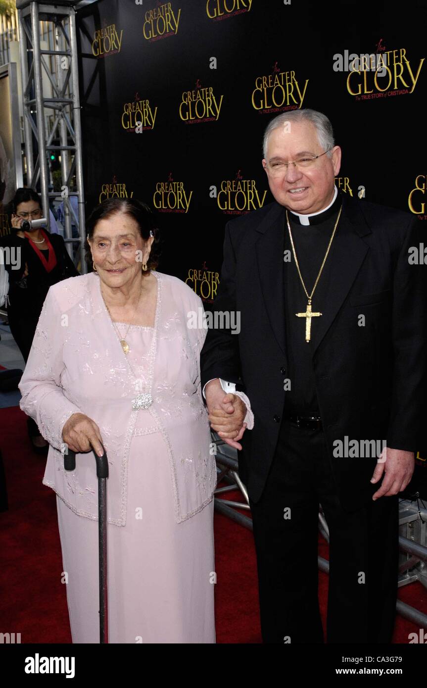 Archbishop gomez hi-res stock photography and images - Alamy