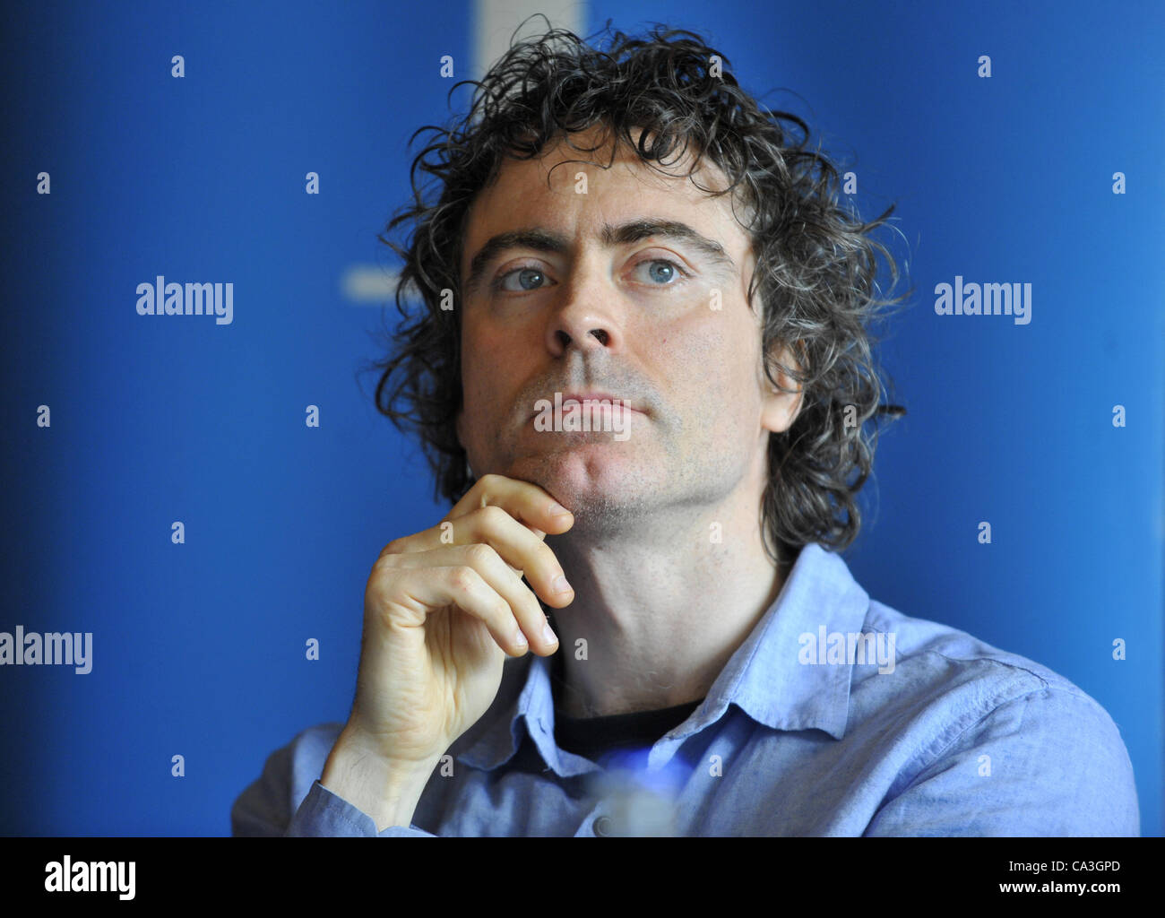 Paul lewis hi-res stock photography and images - Alamy
