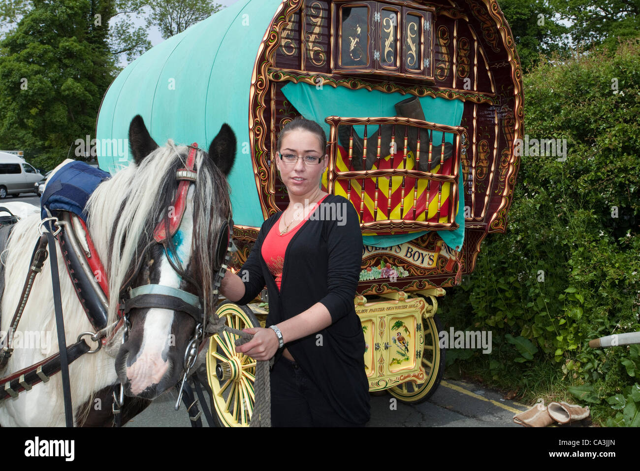 Gypsy wagon camping hi-res stock photography and images - Alamy