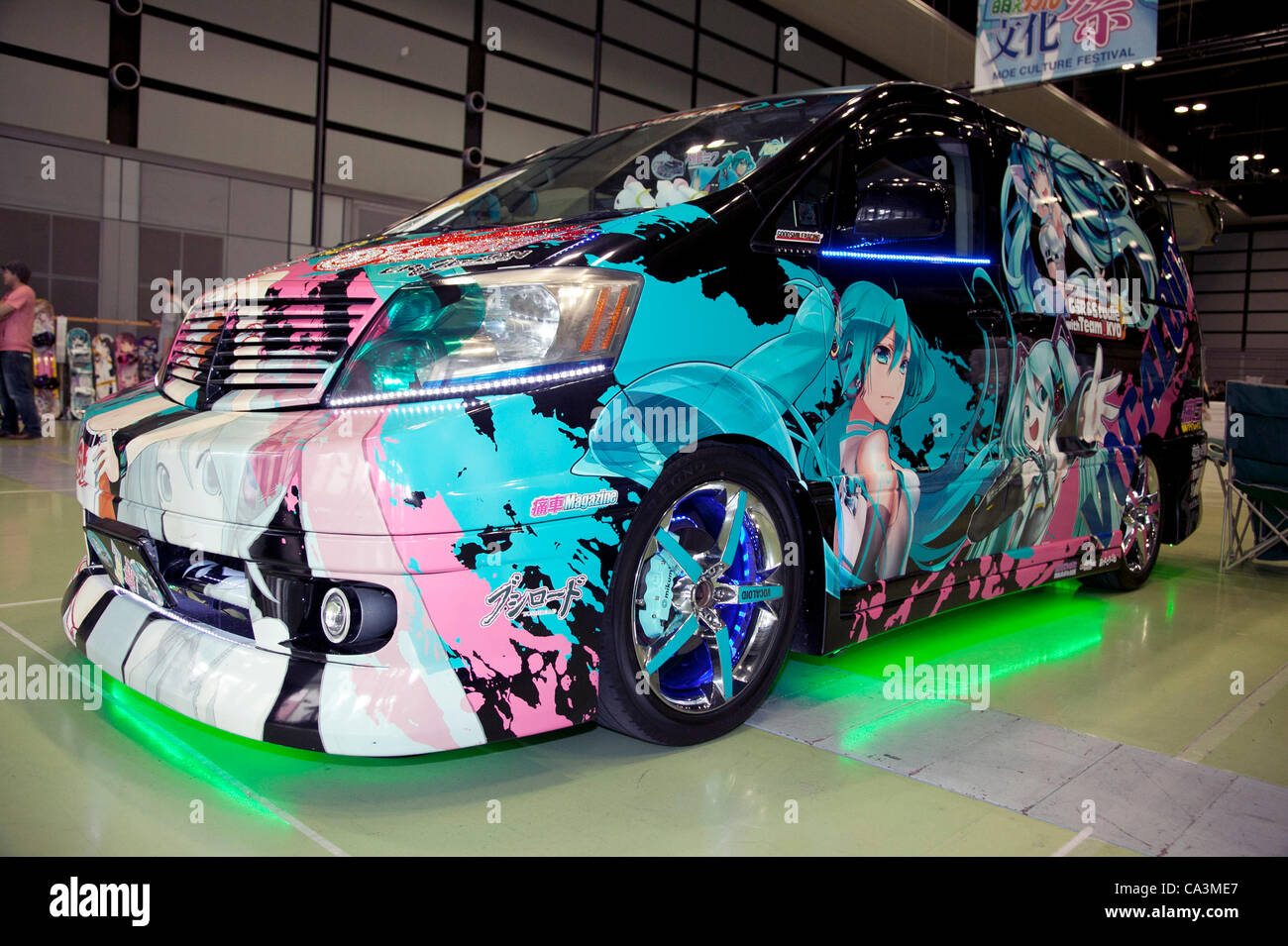 Cosplay japan vocaloid hi-res stock photography and images - Alamy