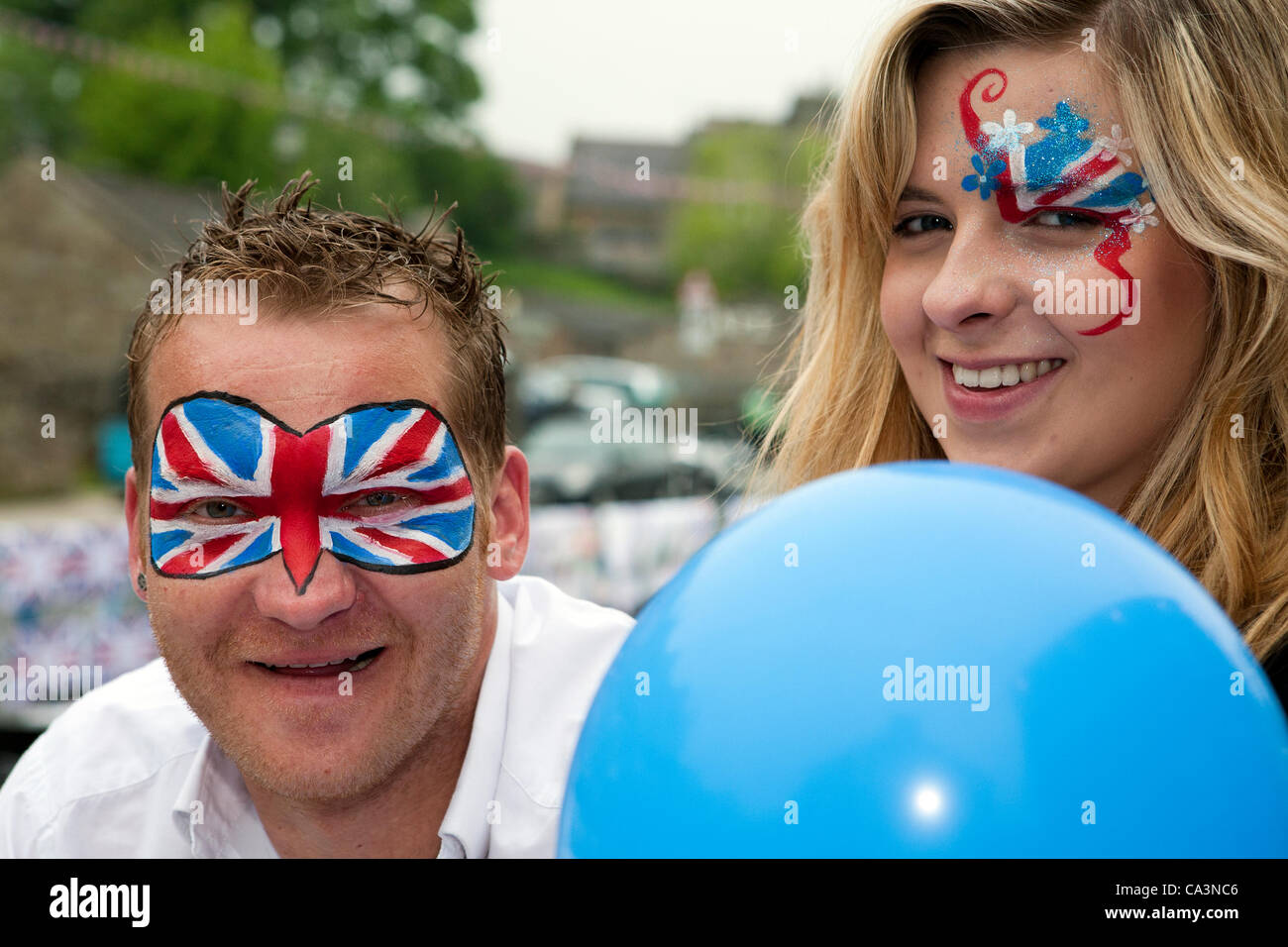 Face painting with union jack flag hi-res stock photography and images ...