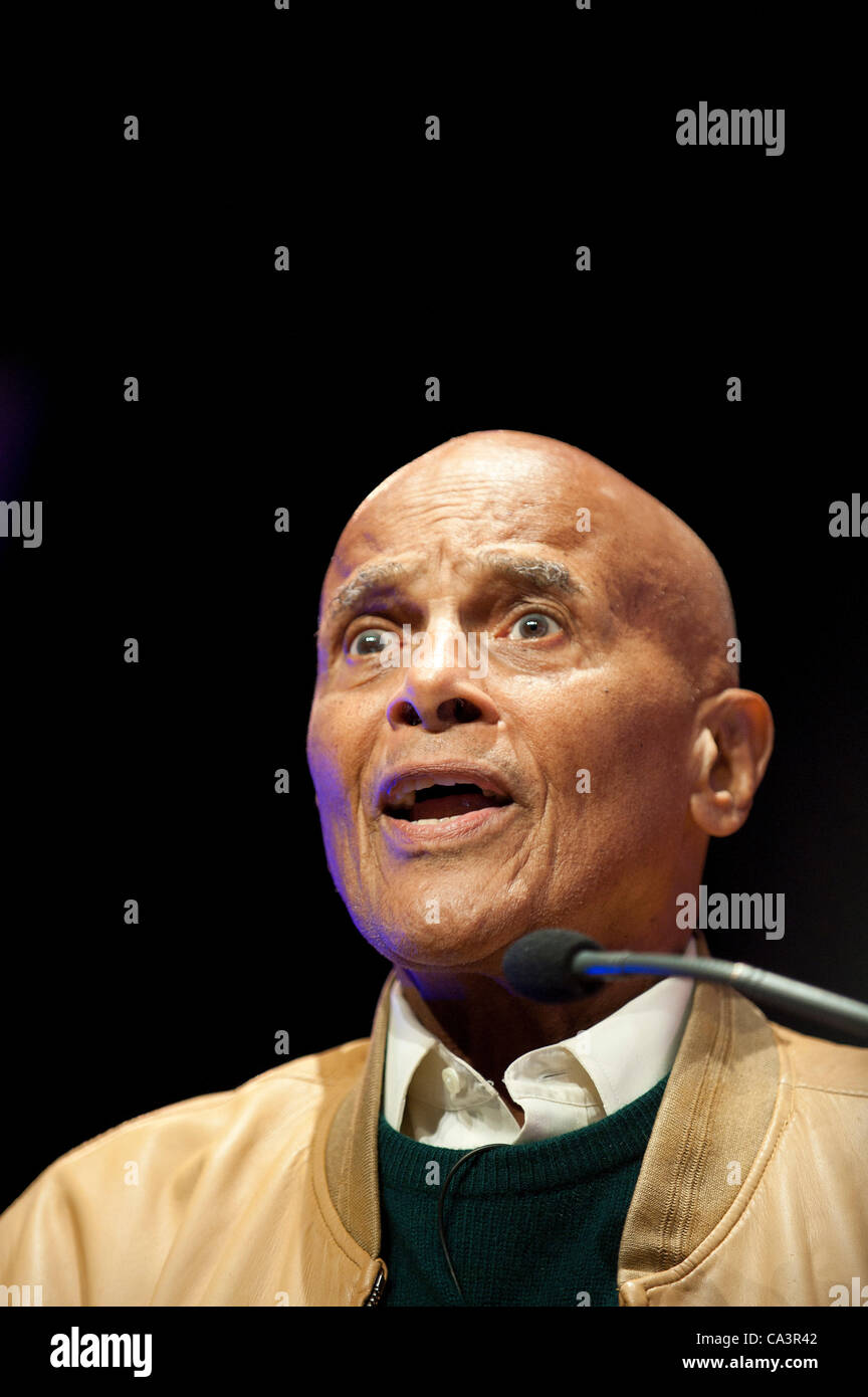 Calypso singer hi-res stock photography and images - Alamy