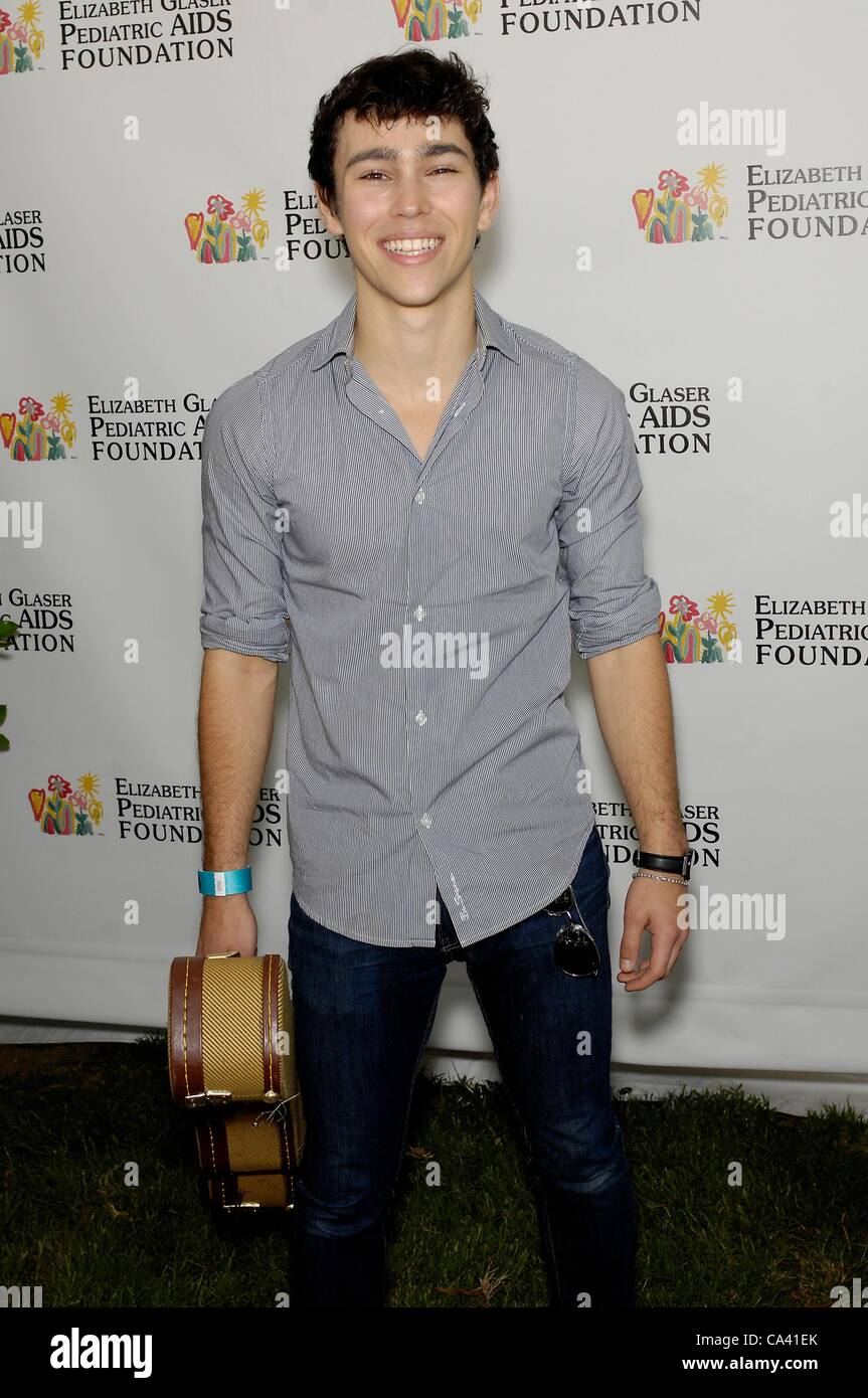 Max Schneider at arrivals for A Time For Heroes Celebrity Picnic To ...
