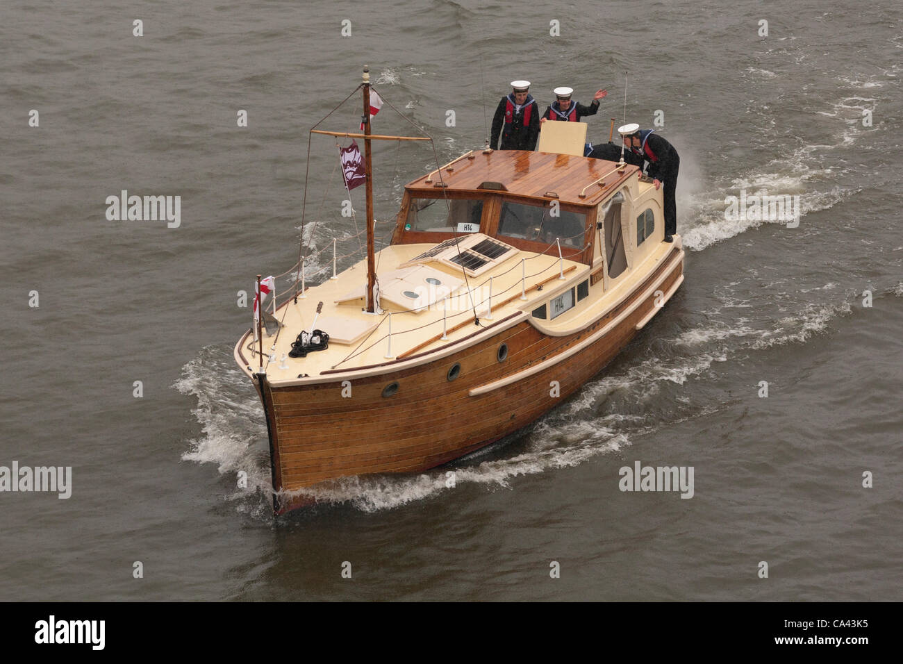 The Latona, a Dunkirk Little Ship proceeds along River Thames, as part ...