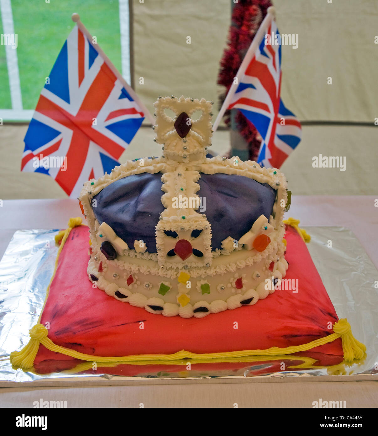 Royal Crown Cake