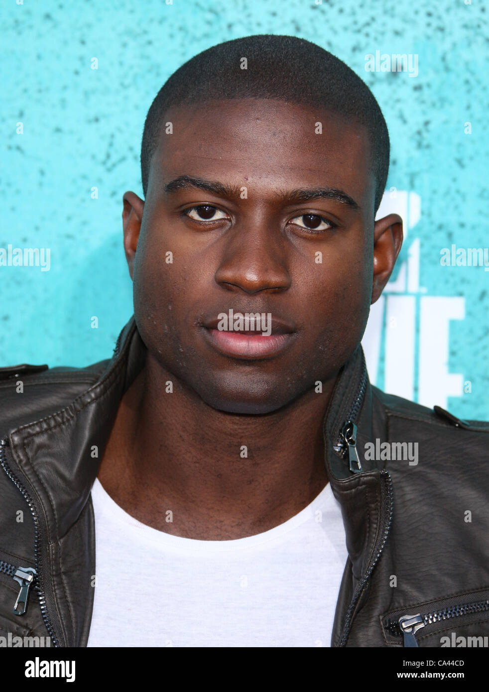 SINQUA WALLS THE MTV MOVIE AWARDS 2012. ARRIVALS LOS ANGELES CALIFORNIA ...