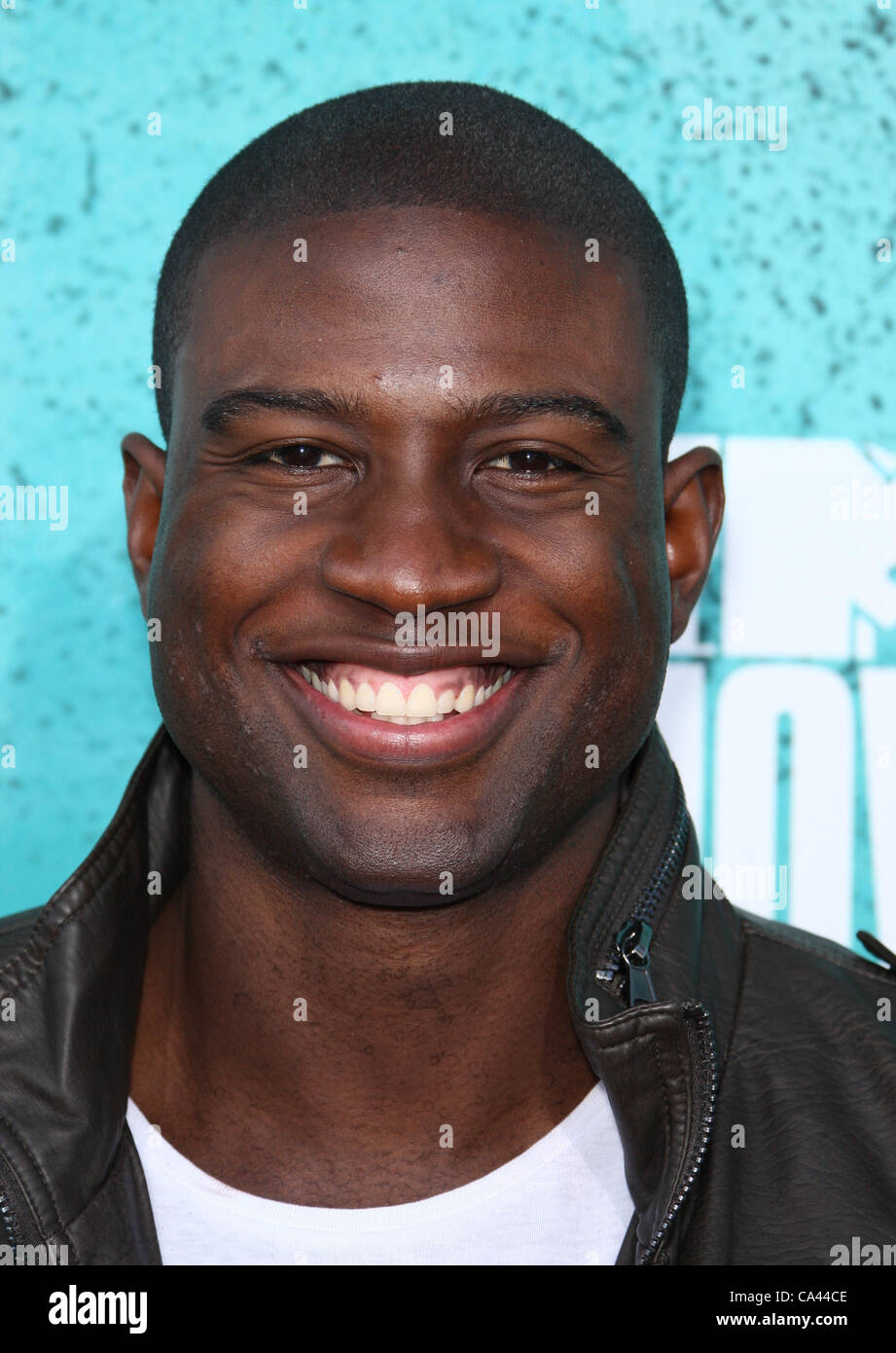 SINQUA WALLS THE MTV MOVIE AWARDS 2012. ARRIVALS LOS ANGELES CALIFORNIA ...