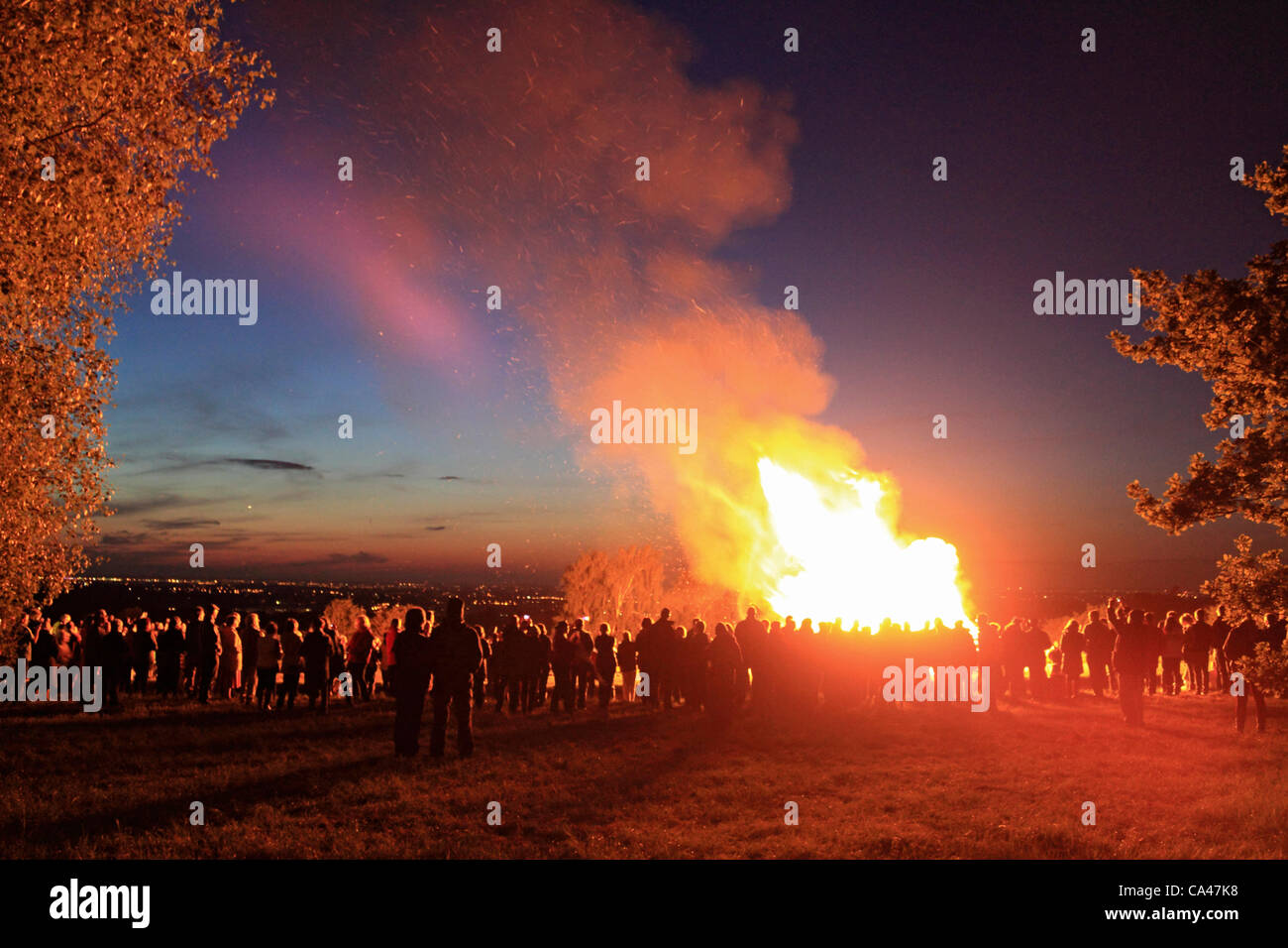 Jubilee beacon fire bonfire hi-res stock photography and images - Alamy