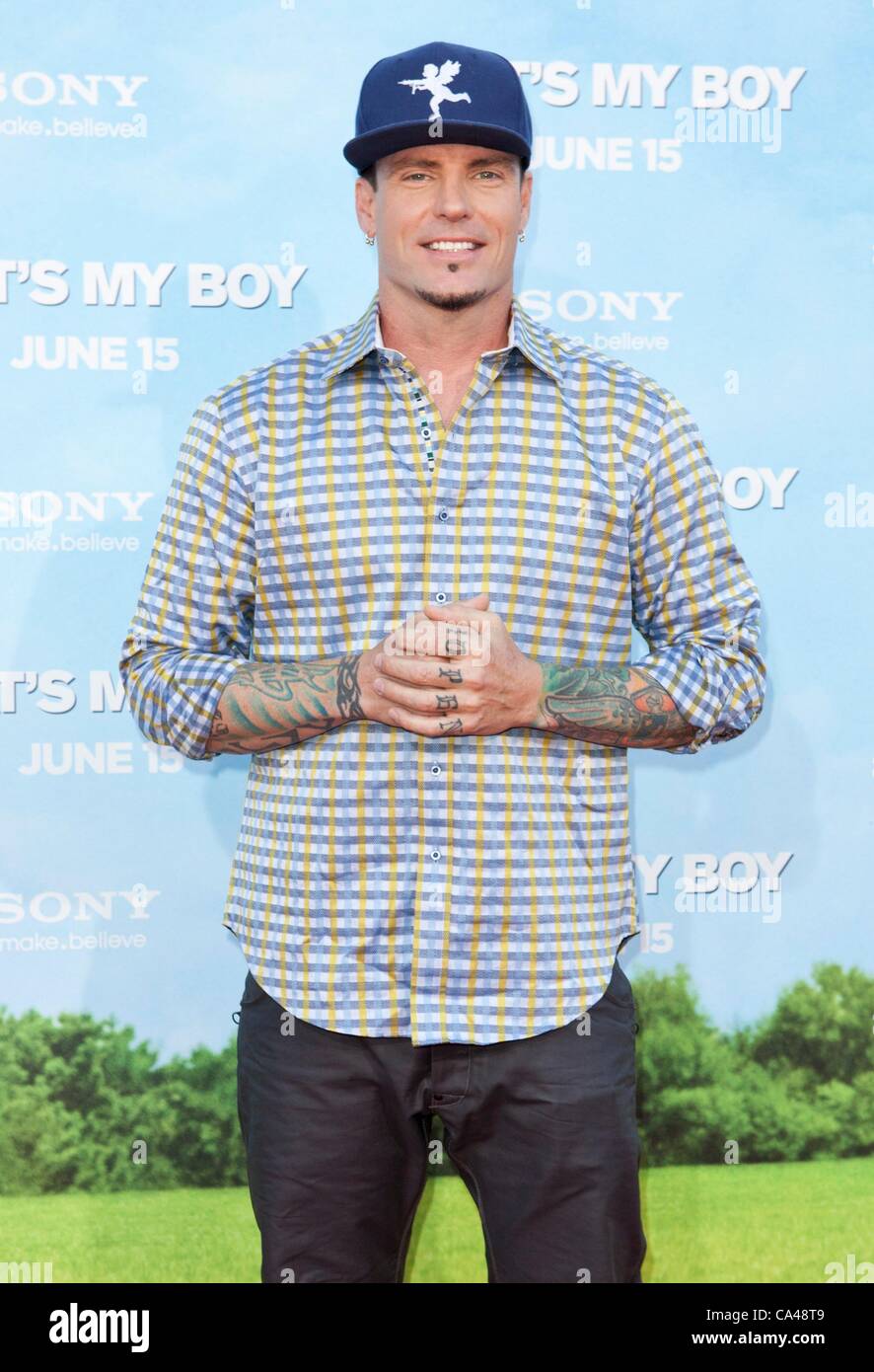 Robert Van Winkle at arrivals for THAT'S MY BOY Premiere, Regency ...