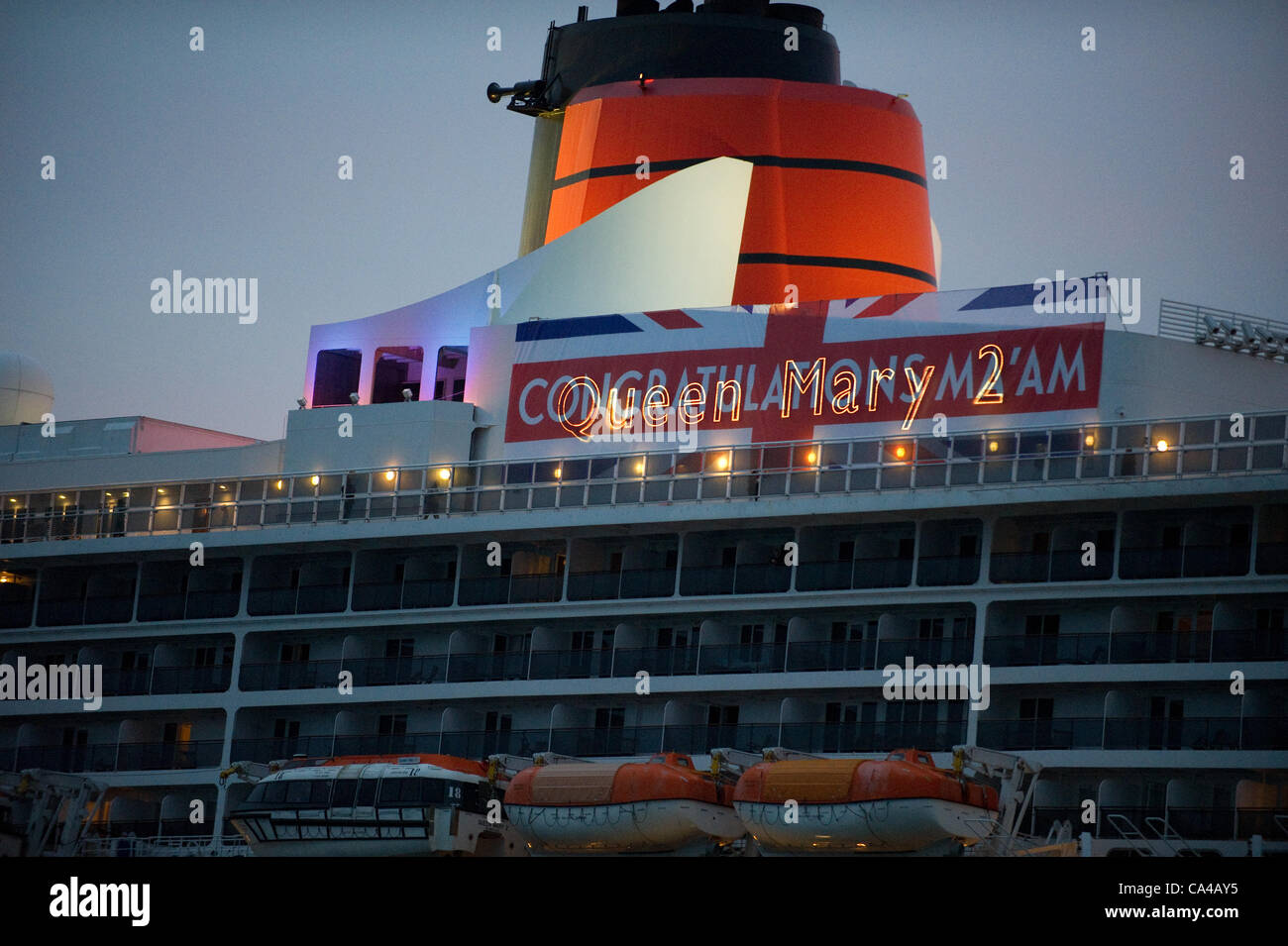 Queen Mary 2 Captain