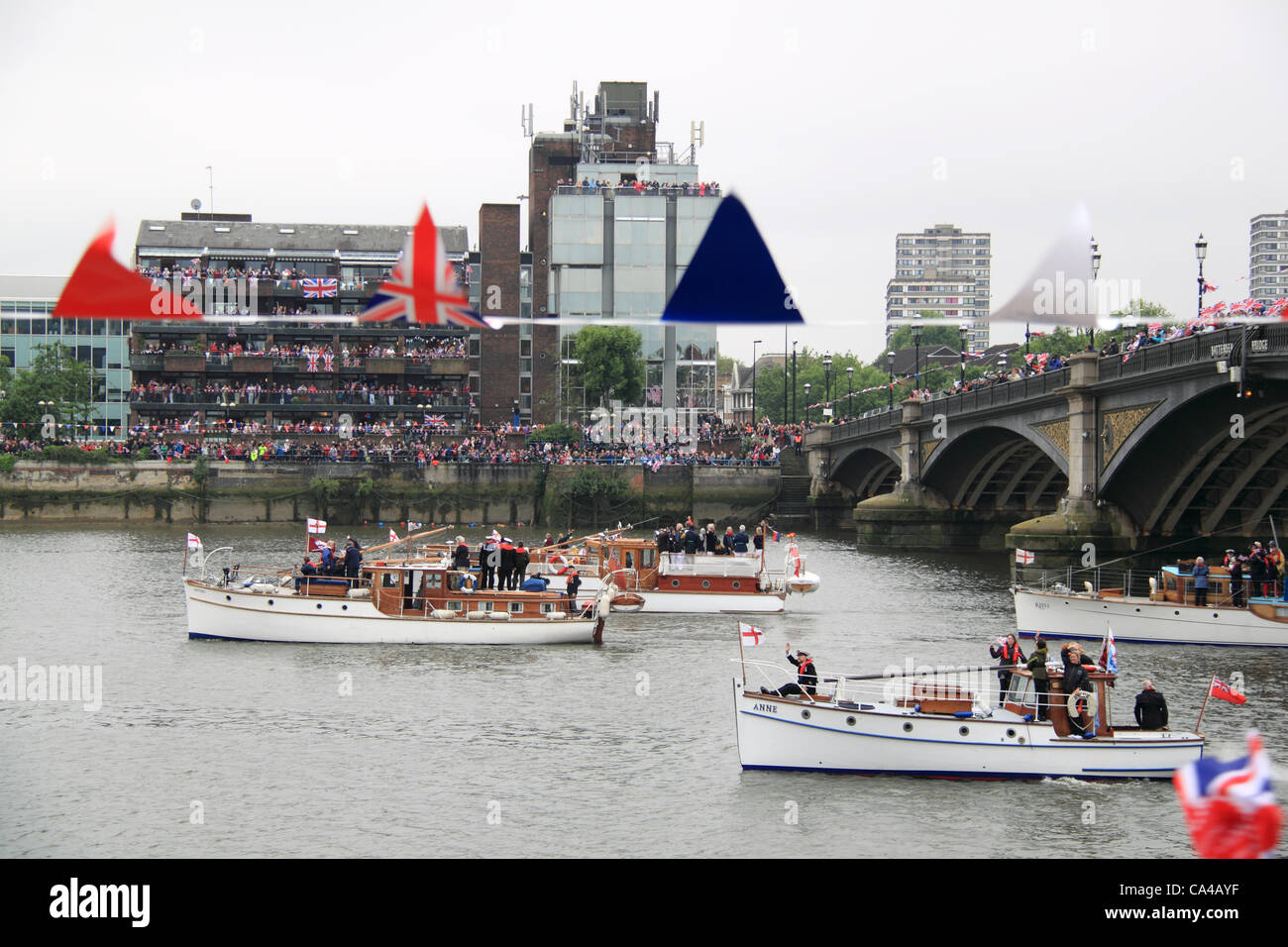 Dunkirk little ships evacuation hi-res stock photography and images - Alamy