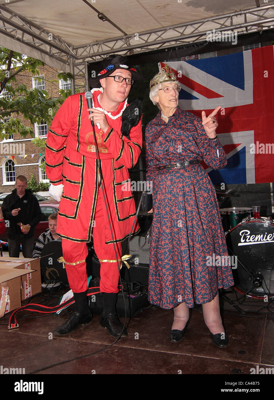 Over 500 people enjoying the Bank Holiday Street Party celebrating the ...
