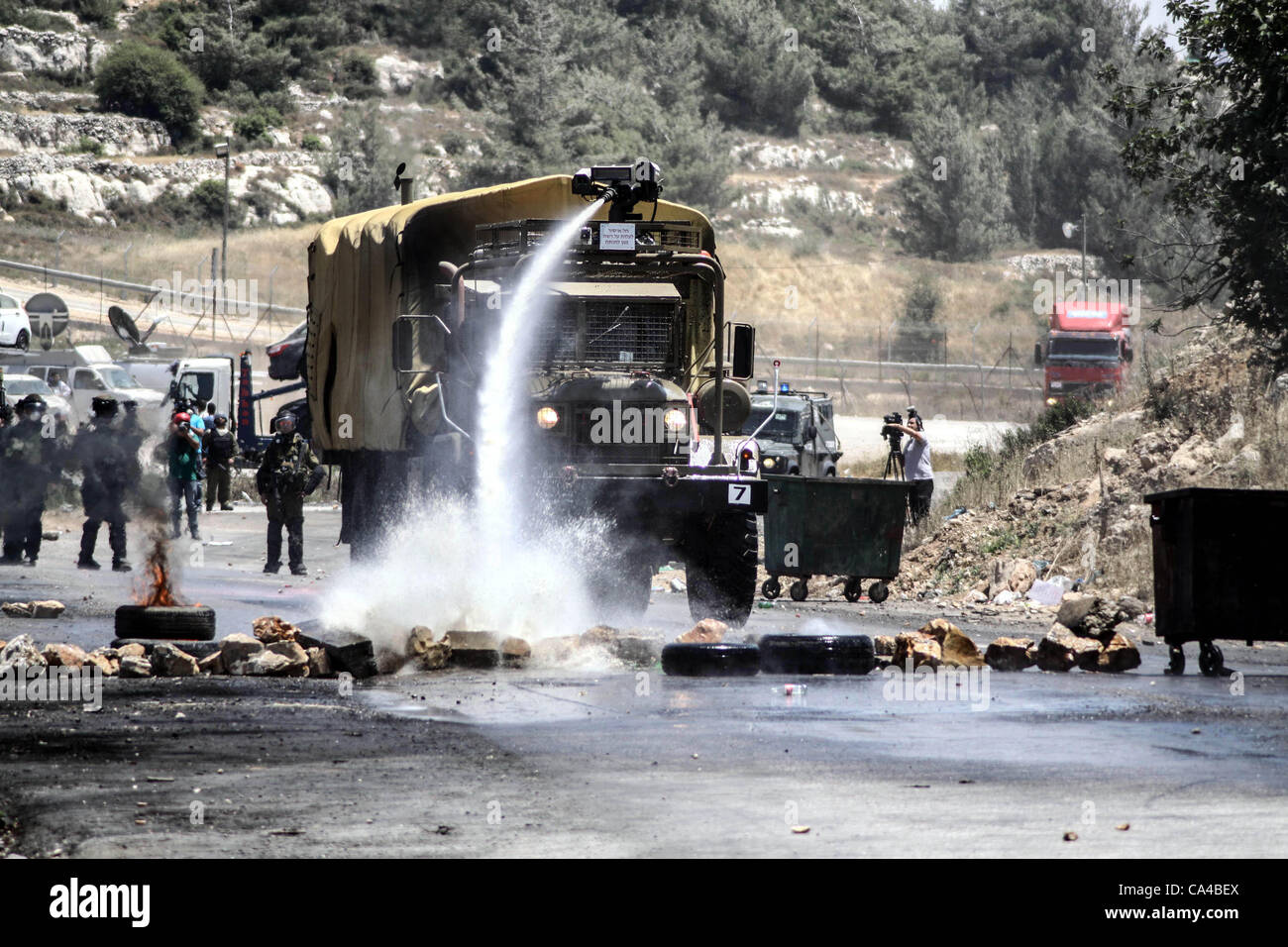 June 5, 2012 - Amman, Amman, Jordan - Israeli truck spray foul smelling ...