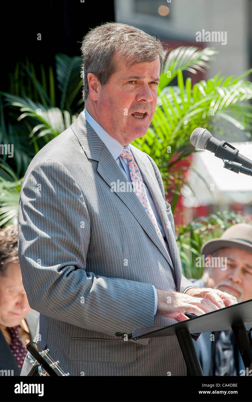 Nashville mayor karl dean hi-res stock photography and images - Alamy