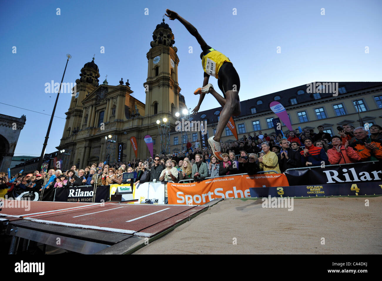 Mauro Vinicius da Silva, Brasilian long jumper, jumps at the Jump & Fly ...