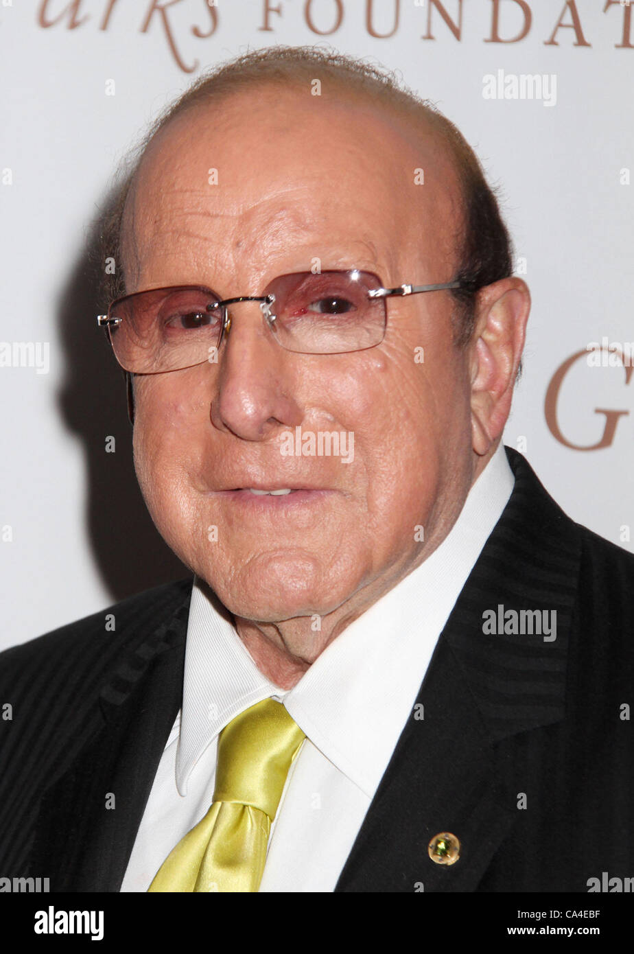 June 5, 2012 - New York, New York, U.S. - CLIVE DAVIS attends the ...