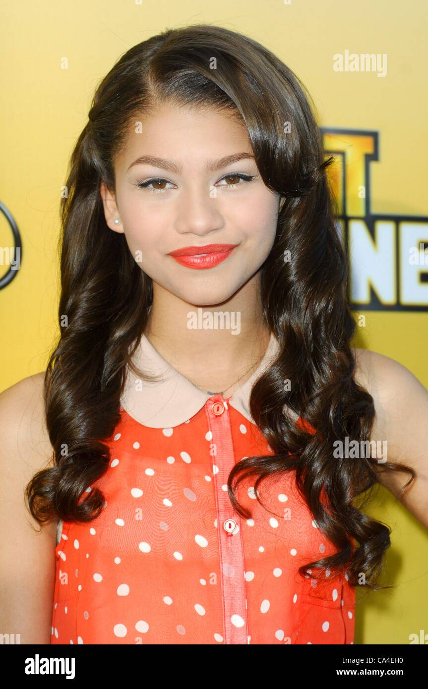 Zendaya let it shine premiere hi-res stock photography and images - Alamy