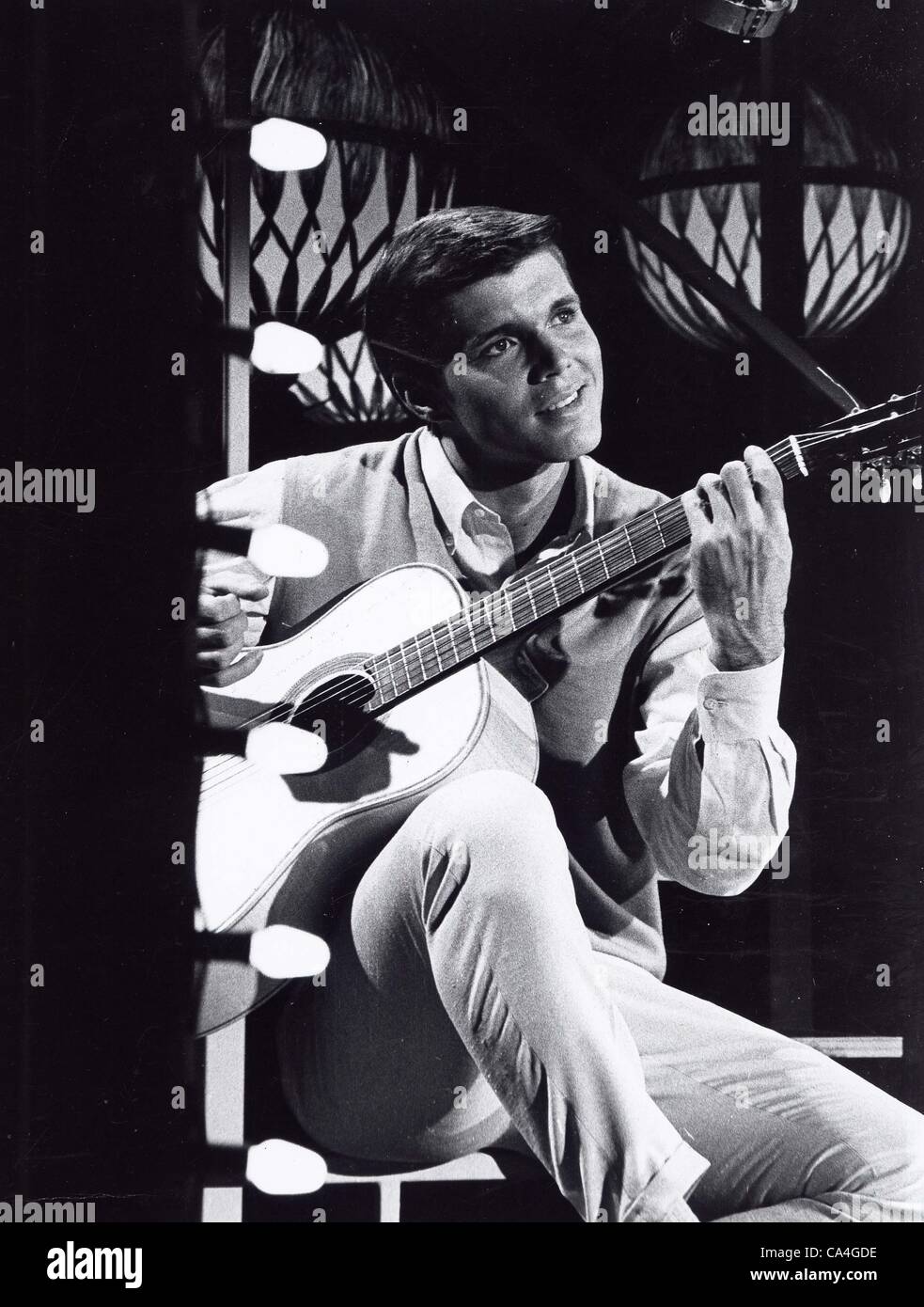 JOHN DAVIDSON.Supplied by Photos inc.(Credit Image: Â© Supplied By ...